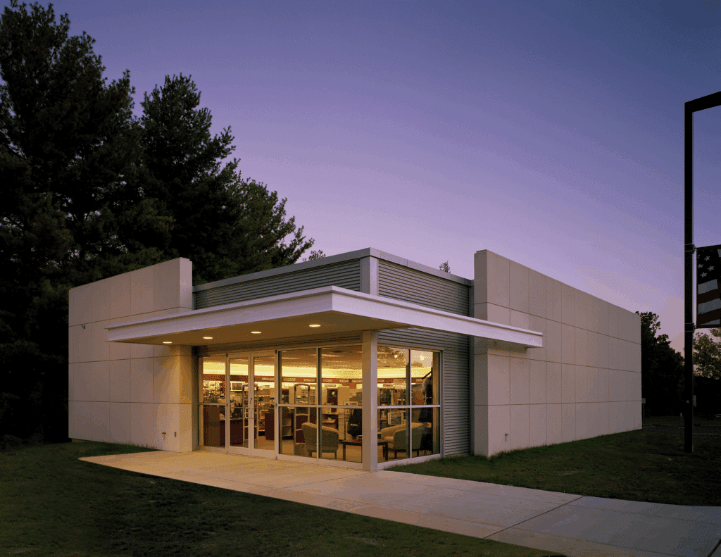 Northern Virginia Community College Bookstore - Cole & Denny Architects